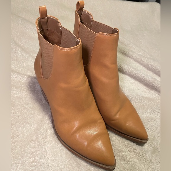 Universal Thread | Shoes | Booties | Poshmark